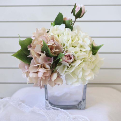 Hydrangea, Hamptons Style Silk Flower Arrangement in Vase set